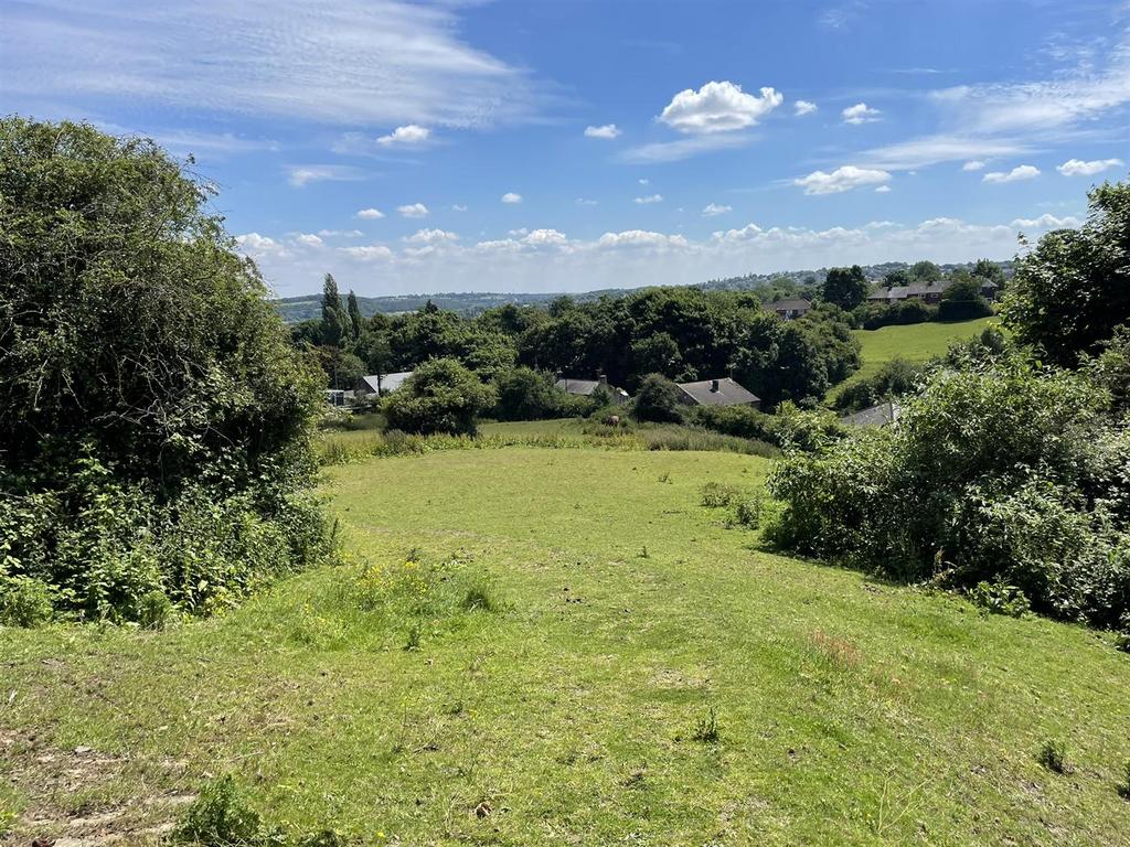 Grassland off Priory Road, Priory Road Land - £85,000