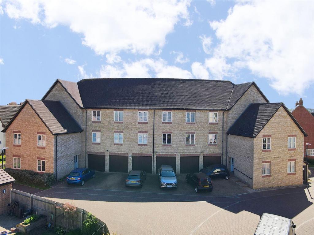 Canonbury, Monkston Park, Milton Keynes 2 bed apartment - £269,500