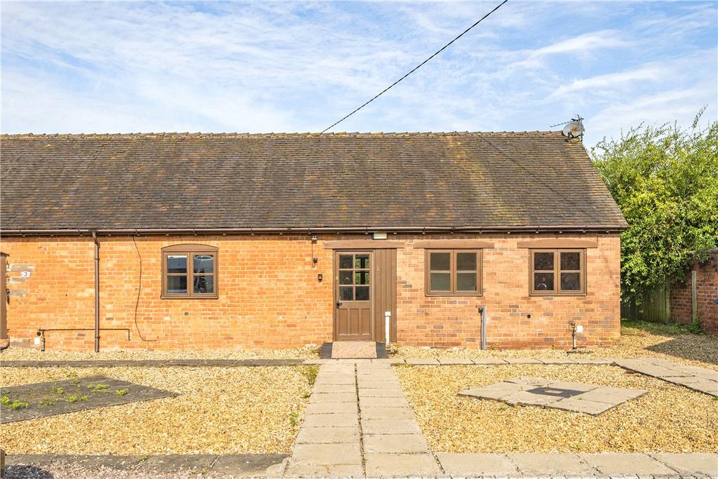 Hopton, Stafford, Staffordshire, ST18 2 bed barn conversion - £950 pcm ...