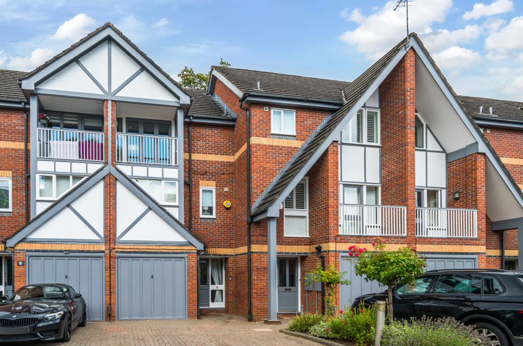 Knightsbridge Mews, Manchester... 3 bed semi-detached house - £585,000