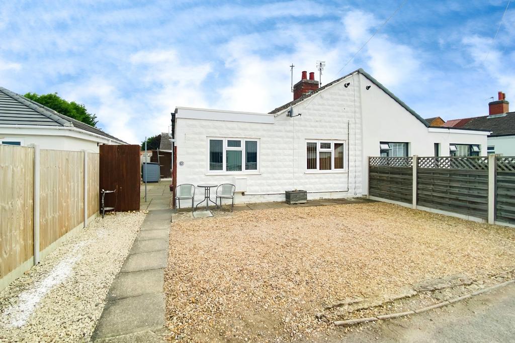 Watchcrete Avenue, Queniborough, LE7 2 bed semi-detached bungalow for ...
