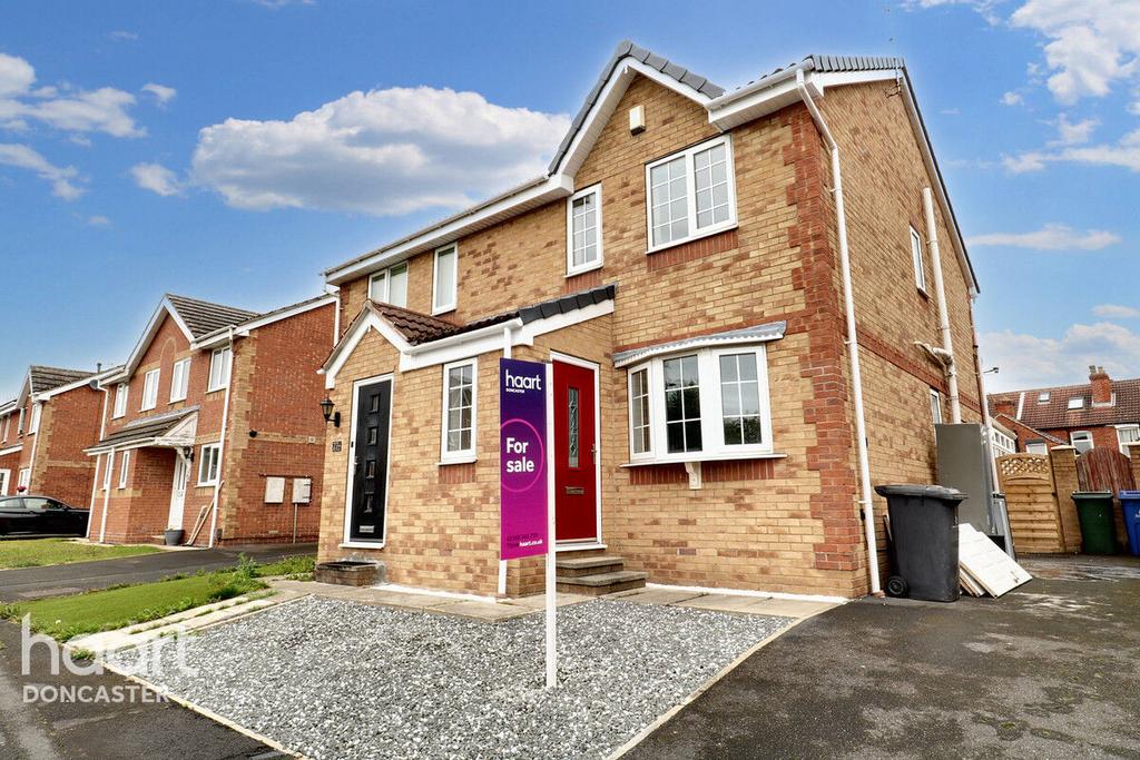Bishopgarth Close, Doncaster 3 bed semi-detached house for sale - £160,000