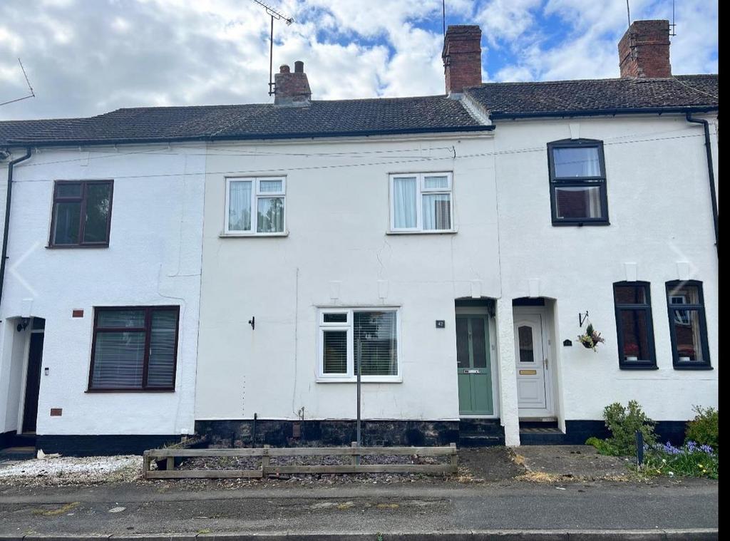 Jubilee Street, Rothwell, Kettering 2 bed townhouse - £170,000