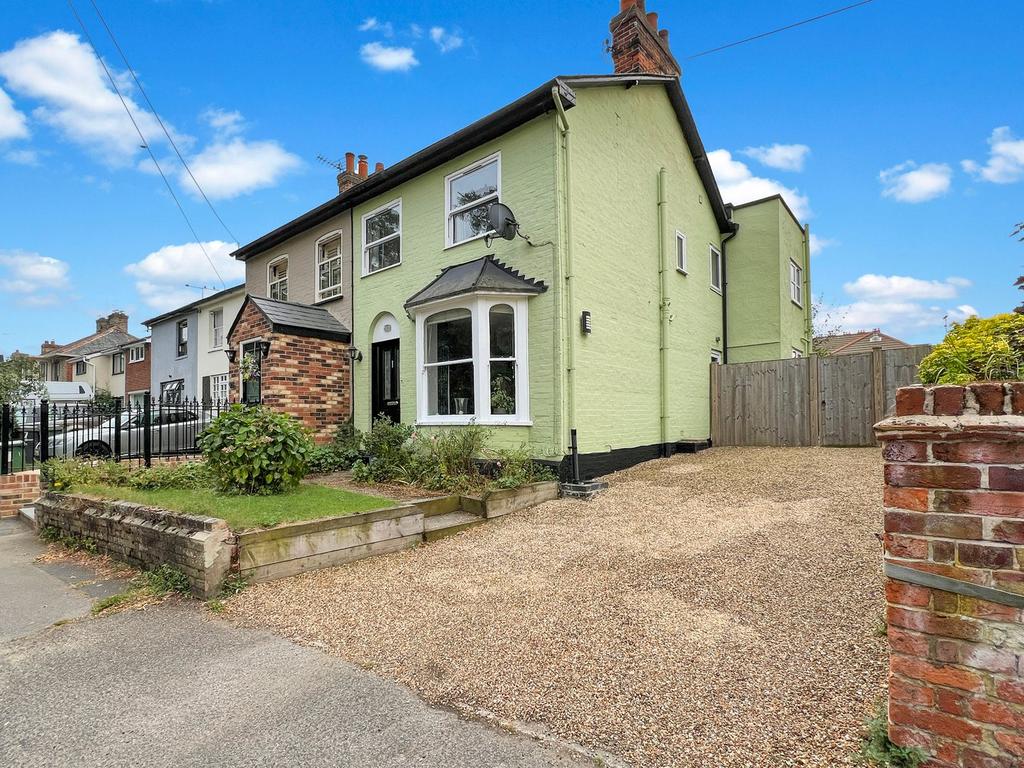 New Street, Halstead, Halstead, CO9 3 bed semi-detached house - £380,000