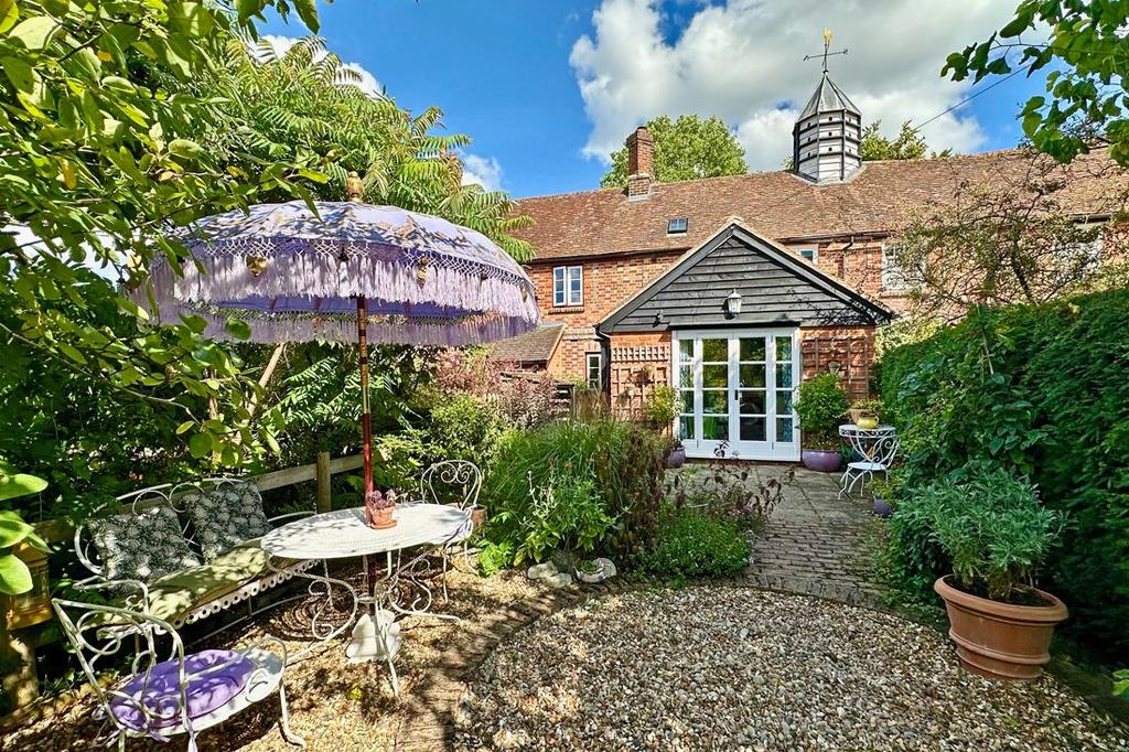 Knightsbridge Lane, Pyrton OX49 2 bed property for sale - £475,000
