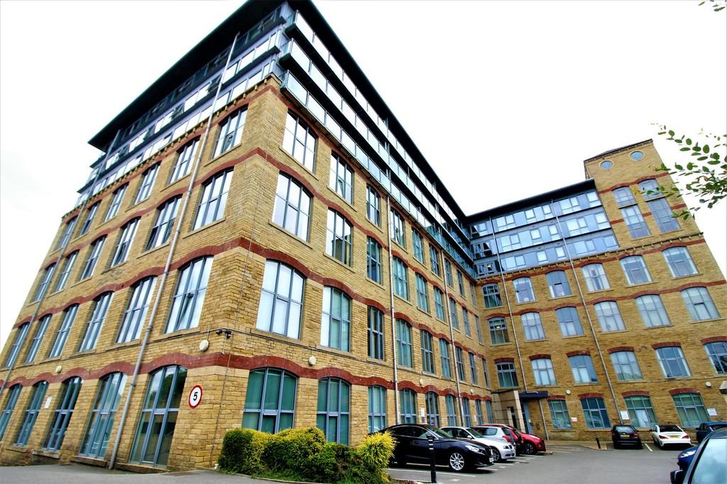Silk Mill, Elland 2 bed apartment - £95,000