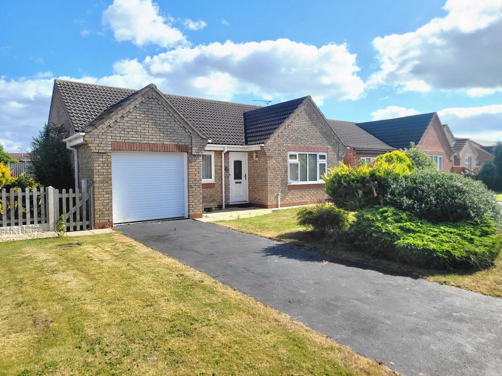 Thames Crescent, Skegness PE24 3 bed detached bungalow for sale - £220,000