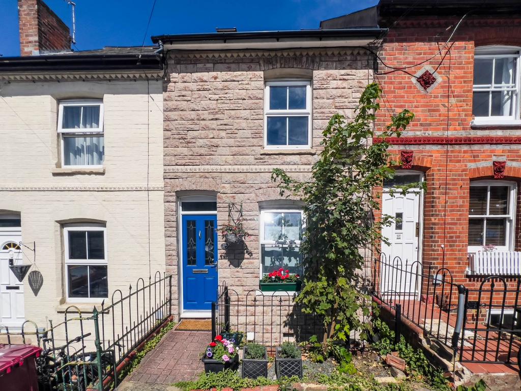 Alpine Street, Reading 3 bed terraced house for sale - £367,450