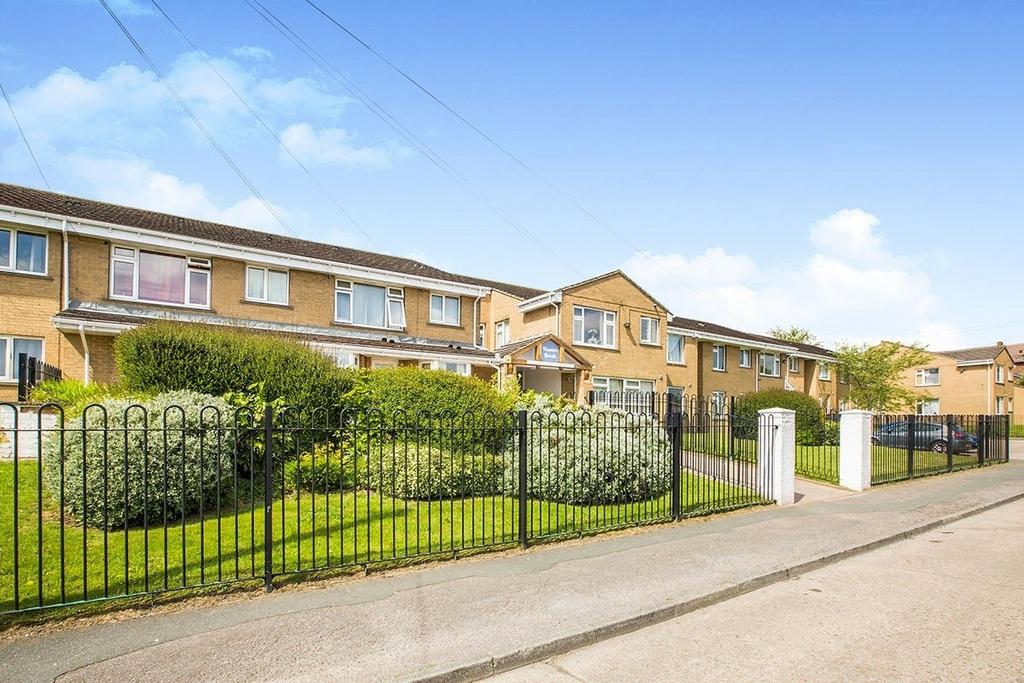 Cumberland Close, West Yorkshire HX2 1 bed apartment - £500 pcm (£115 pw)