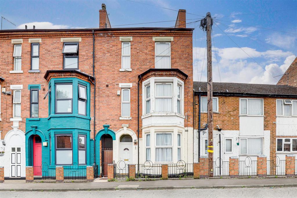 Alberta Terrace, Nottingham NG7 5 bed terraced house - £1,300 pcm (£300 pw)