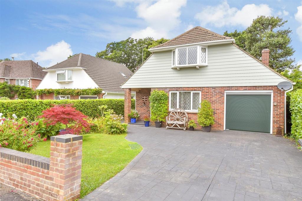 Cavendish Drive, Waterlooville... 3 bed detached house - £532,500