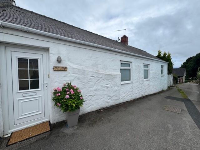 The Village, Old Shotton, Peterlee... 1 bed terraced bungalow - £625 ...