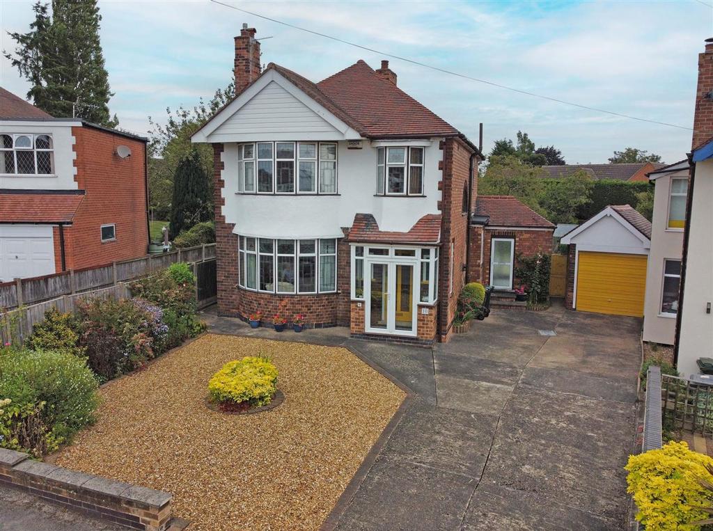 Cliff Road, Nottingham NG4 3 bed detached house - £350,000
