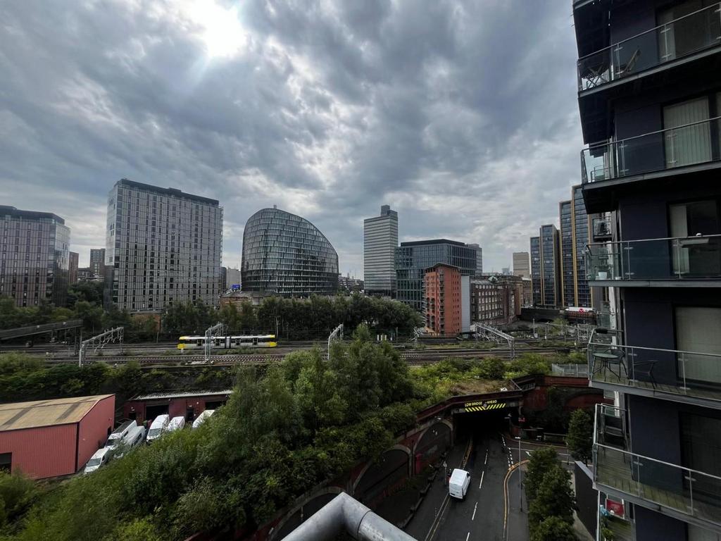 Masson Place, 1 Hornbeam Way, Manchester 2 bed flat - £1,275 pcm (£294 pw)
