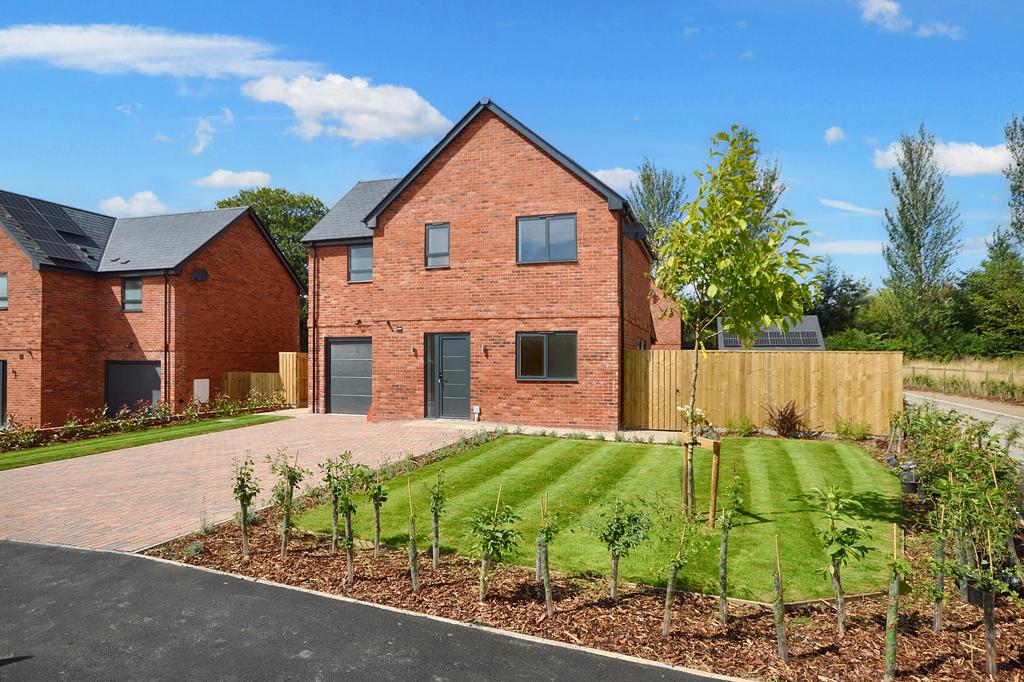 Shobdon, Leominster HR6 3 bed detached house - £399,950