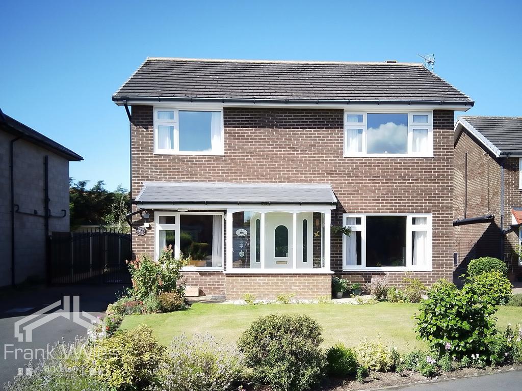 Jubilee Way, Lytham St Annes, FY8 3TT 4 bed detached house for sale - £ ...