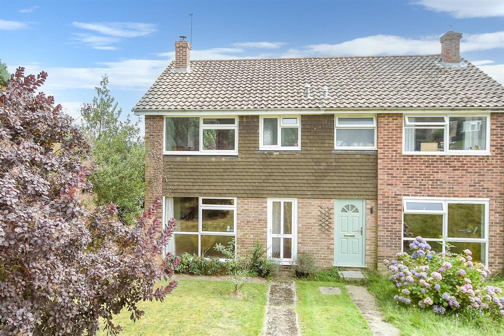 Tower Ride, Uckfield, East Sussex 3 bed semi-detached house - £375,000