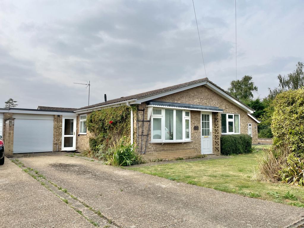 Ravenhill Drive, March 3 bed detached bungalow - £290,000