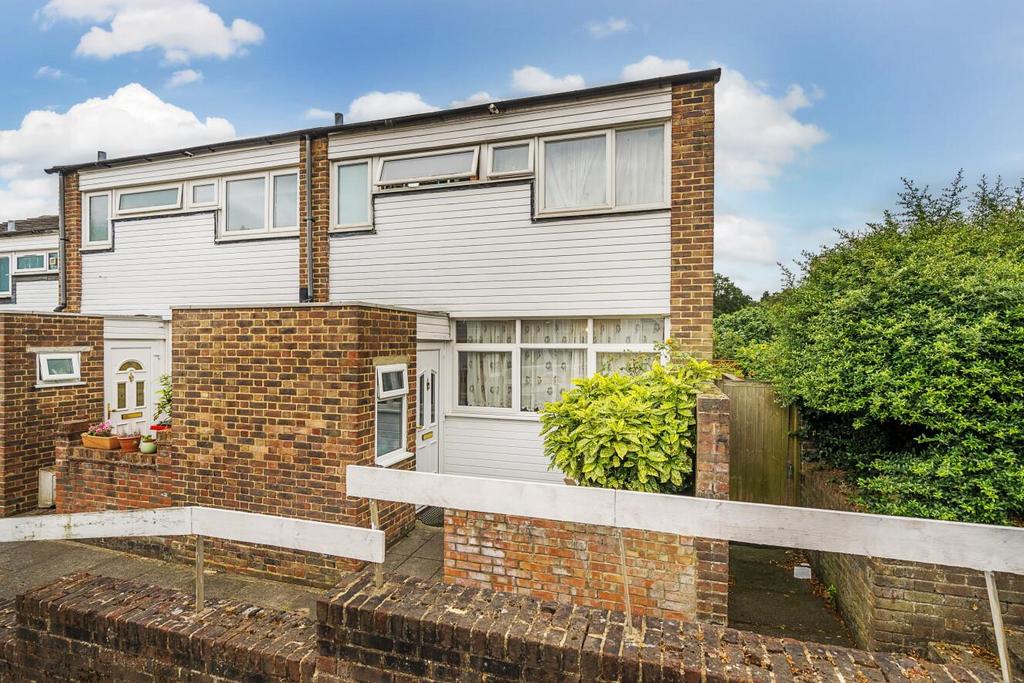 Linstead Way, Southfields 3 bed end of terrace house - £500,000