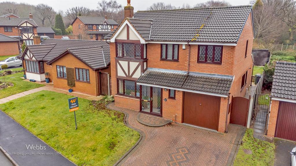 Bluebell Road, Walsall WS9 5 bed detached house - £545,000