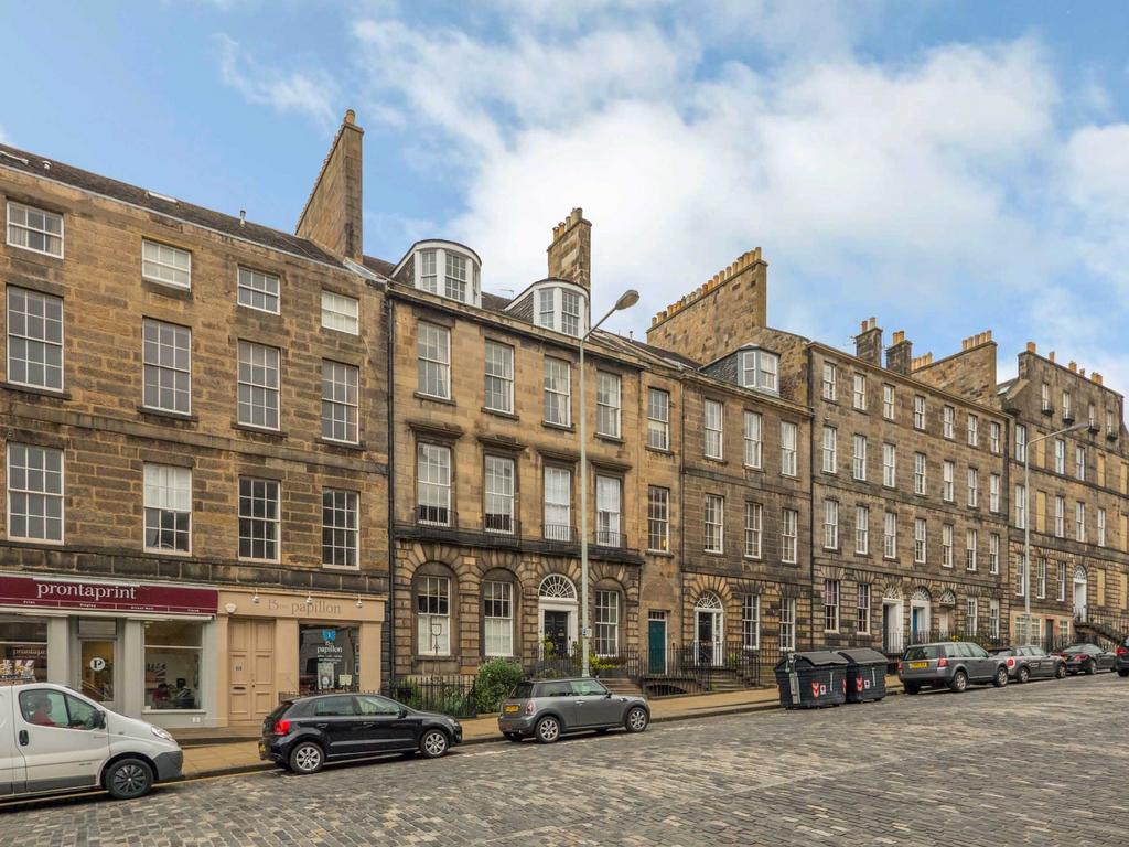 11 (3F) Howe Street, New Town... 5 bed flat - £600,000