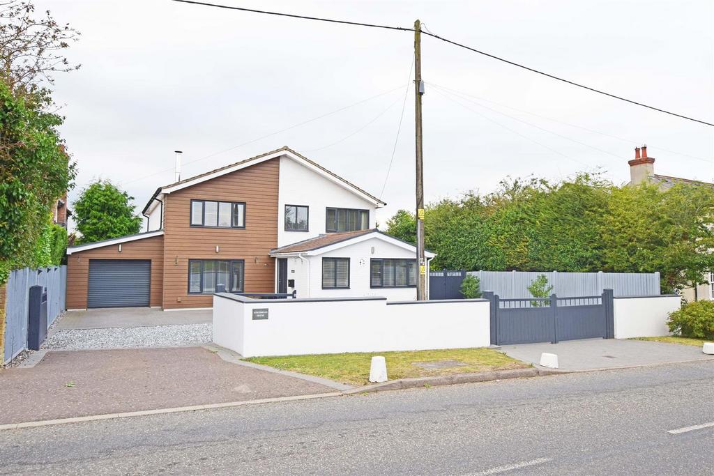 Dunn Street Road, Bredhurst, Gillingham 4 bed detached house - £975,000