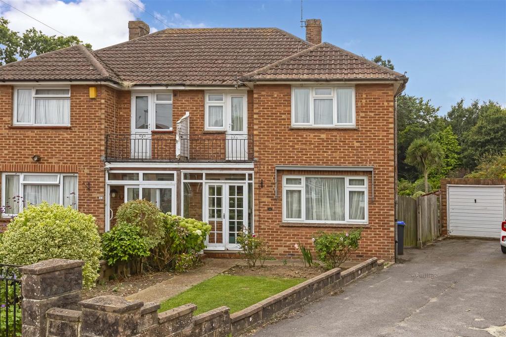 Rogate Close, Worthing 3 bed semi-detached house - £450,000