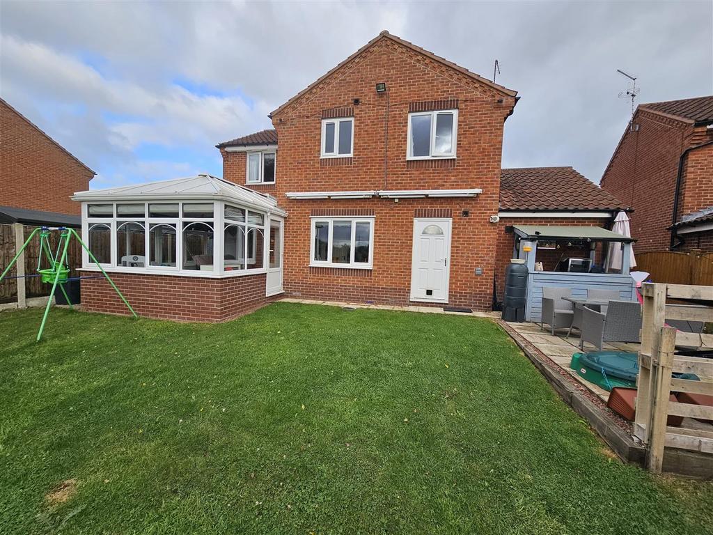 Milner Fields, Wellow NG22 4 bed detached house for sale - £350,000