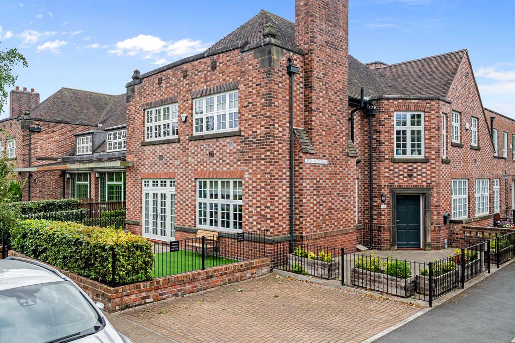 Ellenbrook Road, Worsley, M28 2 bed terraced house for sale - £350,000