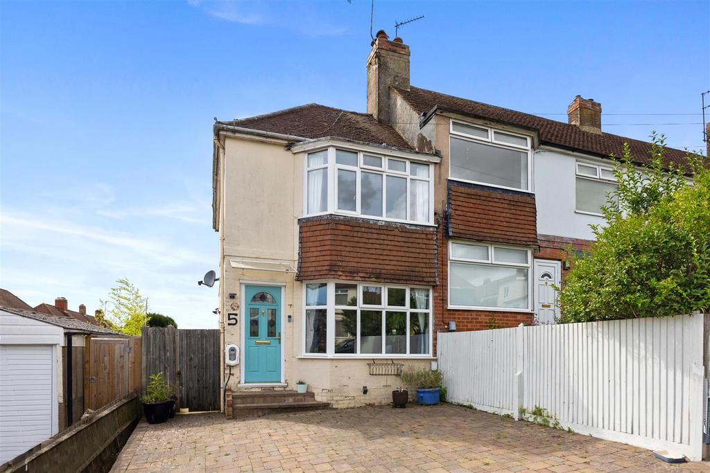 Portfield Avenue, Patcham, Brighton 3 bed house - £400,000