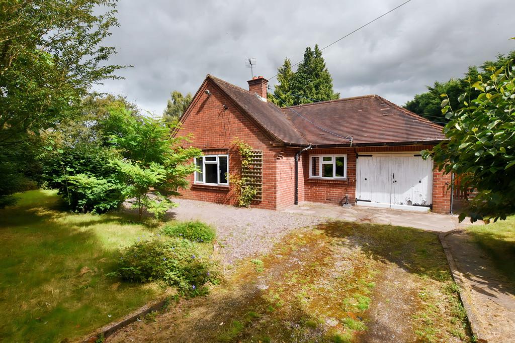 Hatton Road, Hinstock 2 bed detached bungalow for sale - £500,000