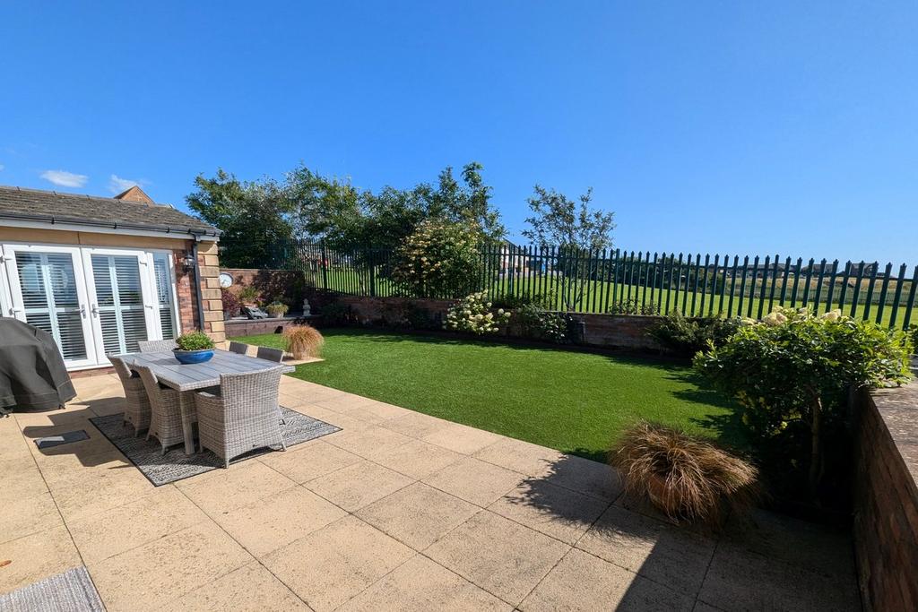 Colliers Way, Whitehaven CA28 4 bed detached house - £395,000