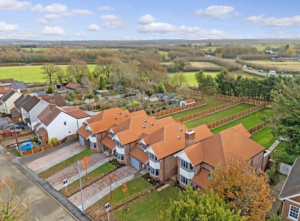 at Nationwide, Ongar Road CM1 4 bed link detached house for sale - £850,000
