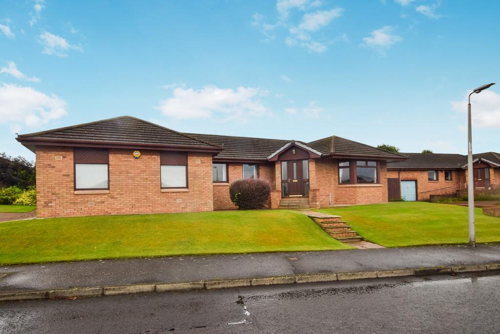 Castleton Park, Auchterarder 4 bed detached bungalow - £375,000