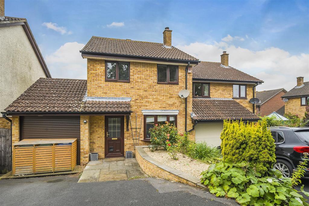 Cotswold Close, Calne 3 bed semi-detached house for sale - £280,000