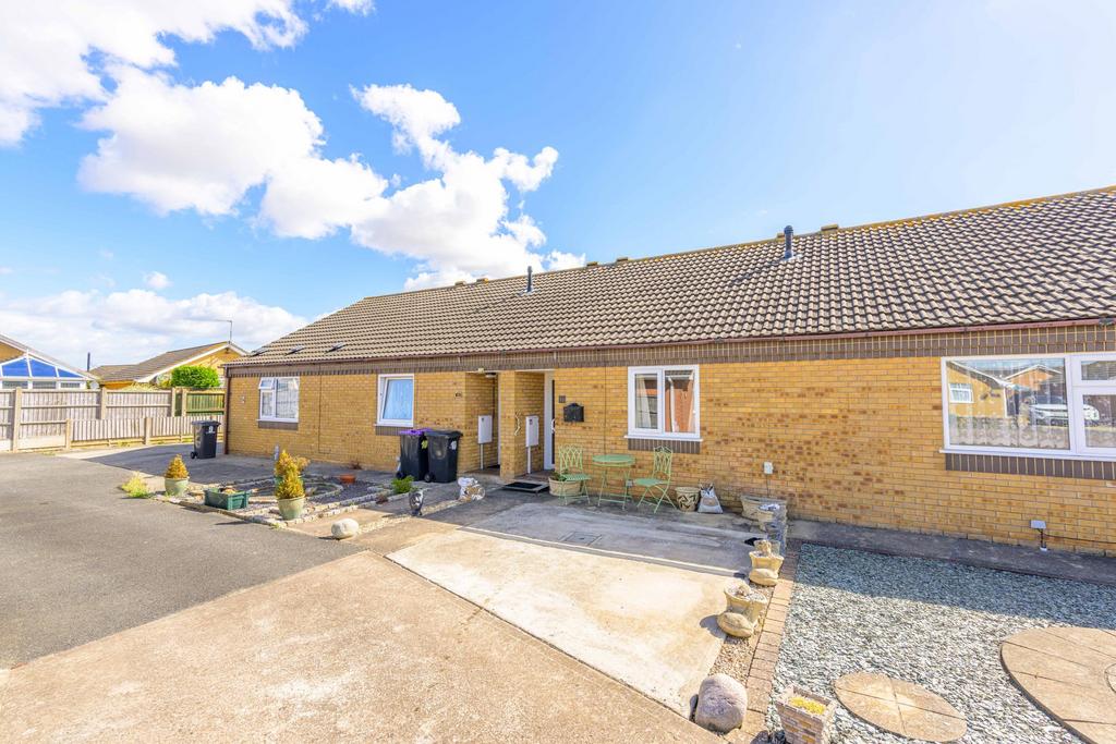 Jenkins Close, Skegness PE25 1 bed terraced bungalow - £129,000