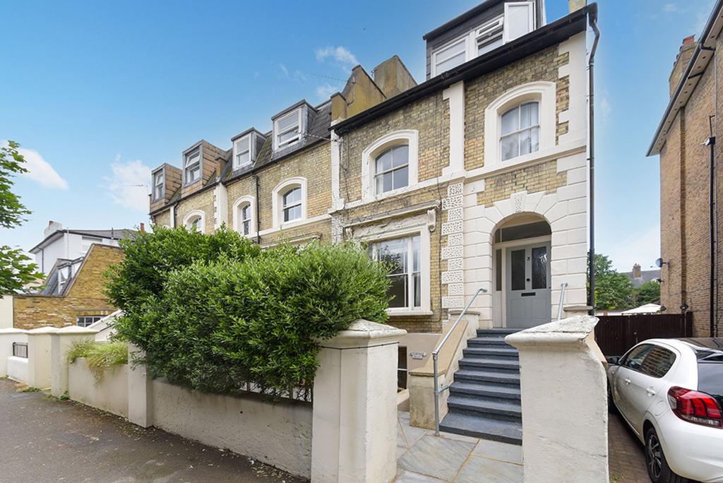 St. Leonards Road, Surbiton KT6 1 bed flat - £360,000