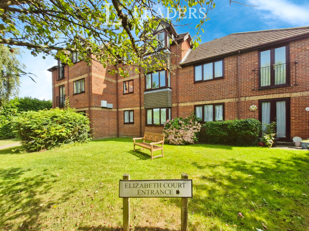 Elizabeth Court, Eastleigh 1 bed flat - £850 pcm (£196 pw)