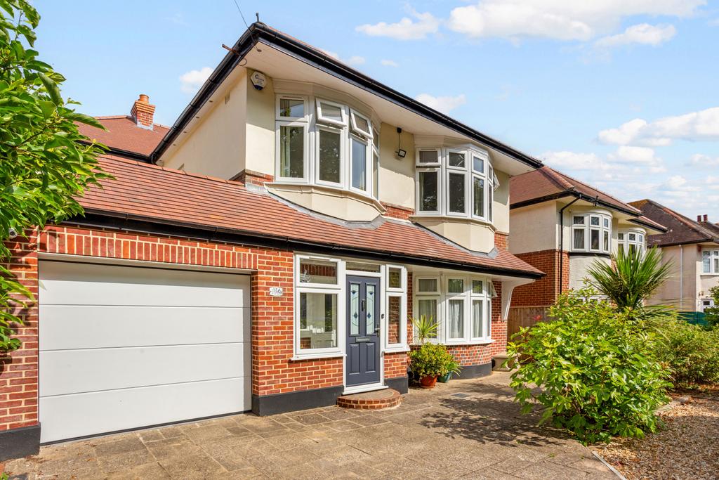 Carbery Avenue, Southbourne, Dorset, BH6 4 bed detached house - £1,050,000