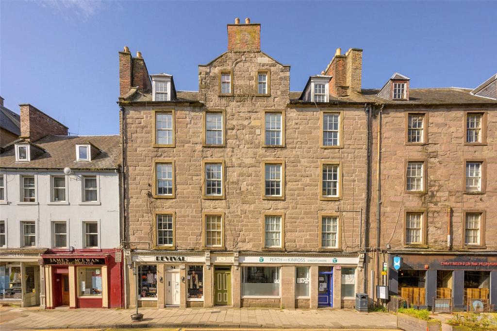 2b, 56 George Street, Perth, PH1 2 bed flat - £102,500