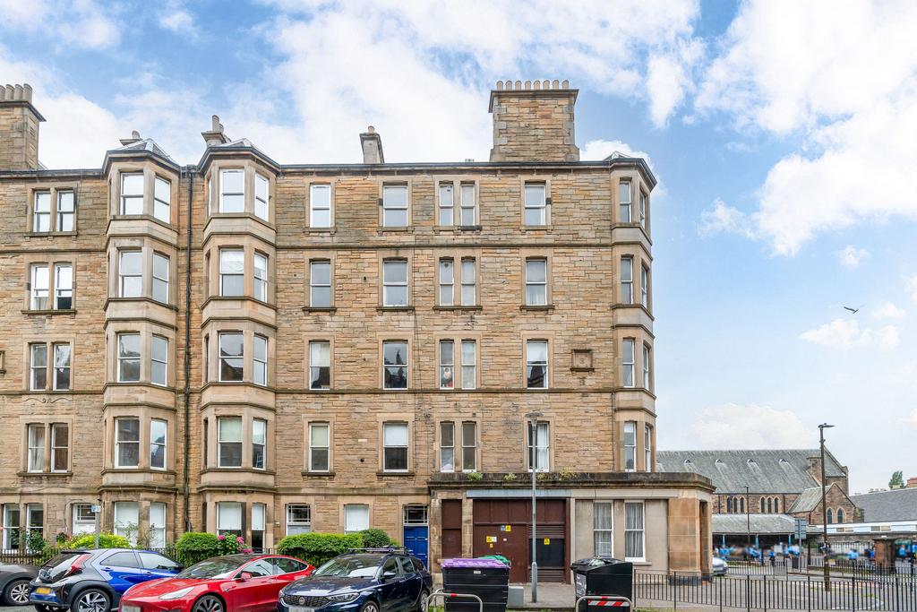31/12 Bruntsfield Avenue... 1 bed flat - £330,000