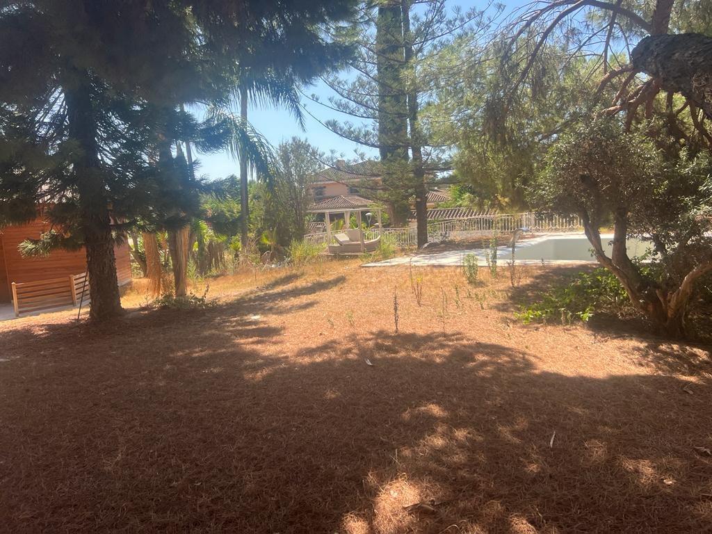 Aloha Golf, Nueva AndalucÃ­a Land - £1,258,842* (€1,495,000)