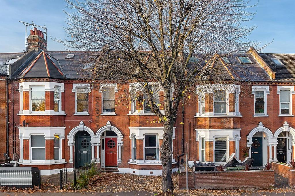 Cavendish Road, Balham, London, SW12 2 bed flat - £4,500 pcm (£1,038 pw)