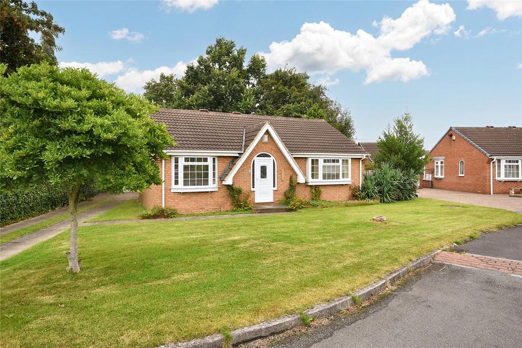 Dale Croft, Garforth, Leeds, West... 3 bed bungalow - £340,000