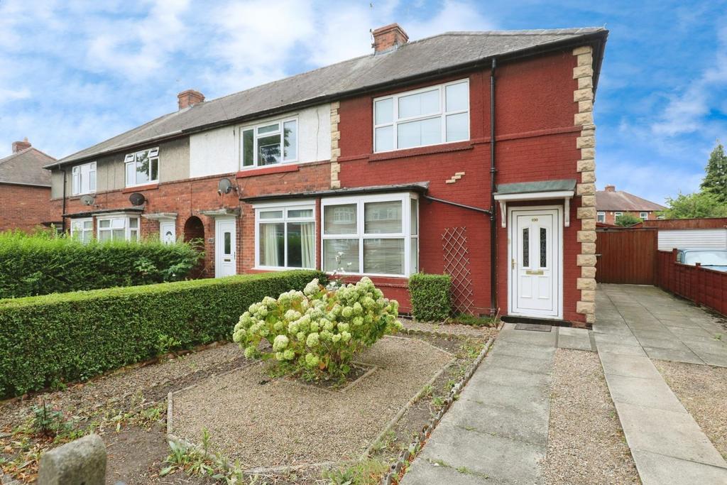 Tang Hall Lane, York, YO31 0TG 2 bed end of terrace house - £225,000
