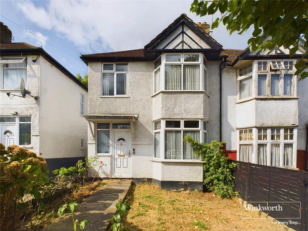 Townsend Lane, London NW9 3 bed semi-detached house - £499,000