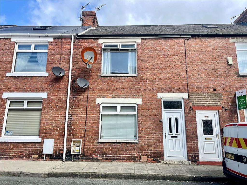 Arthur Street, Chilton, DL17 3 bed terraced house - £35,000