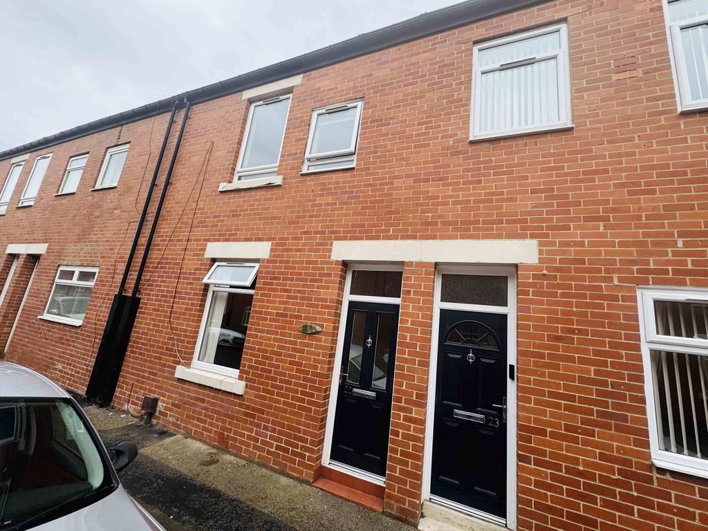 Stavordale Street West, Seaham... 3 bed terraced house - £595 pcm (£137 pw)