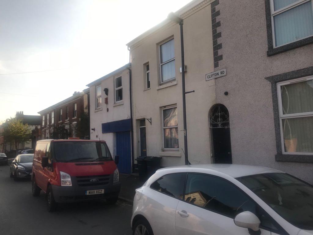 Balsall Heath, Birmingham B12 2 bed terraced house - £195,000
