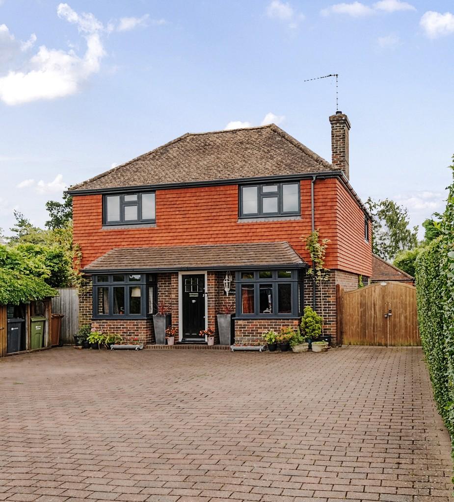 Send Marsh Road, Send, Woking 4 bed detached house for sale - £1,250,000